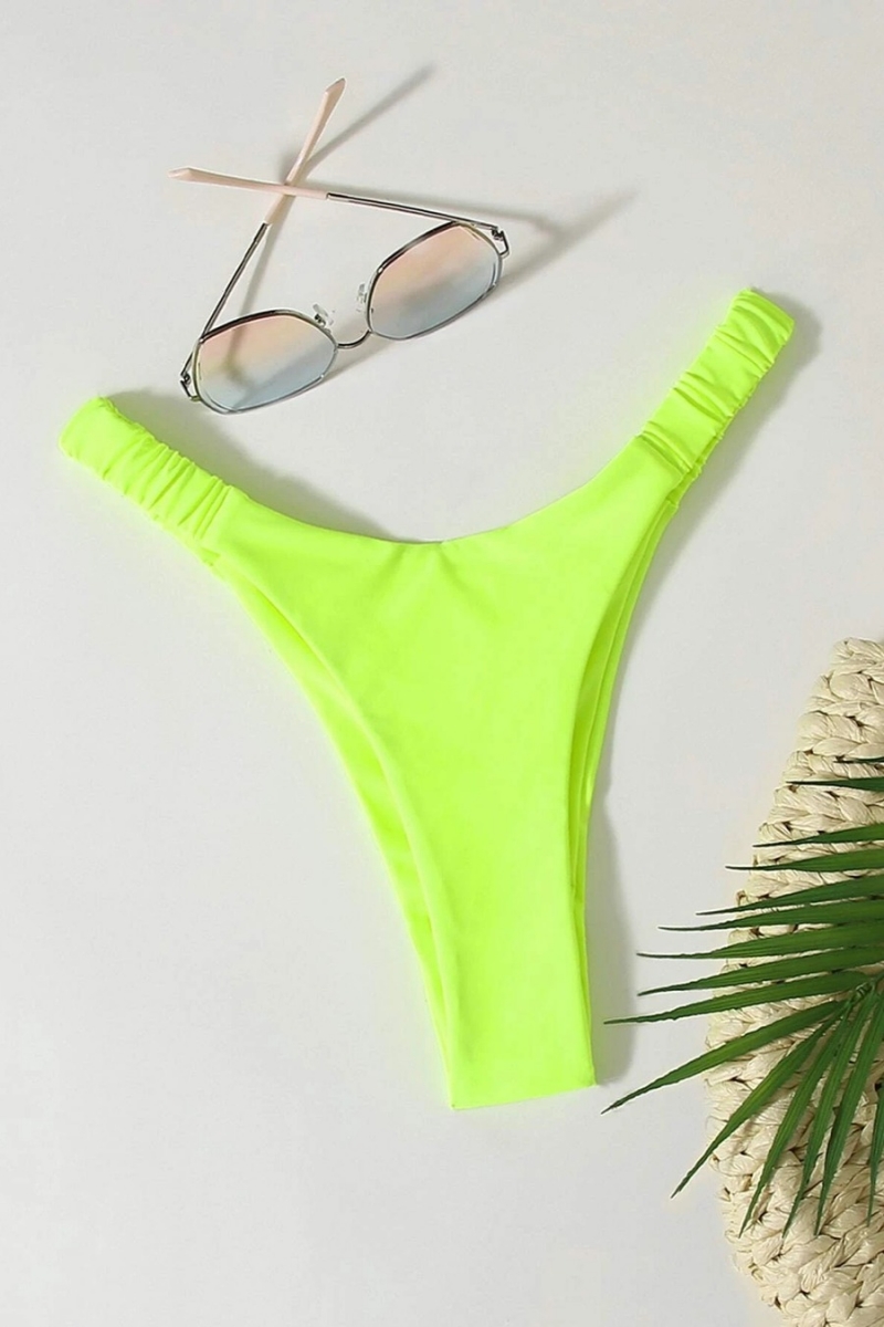 Wholesale Pure color stretch sexy triangle swim trunks BA003486 ...